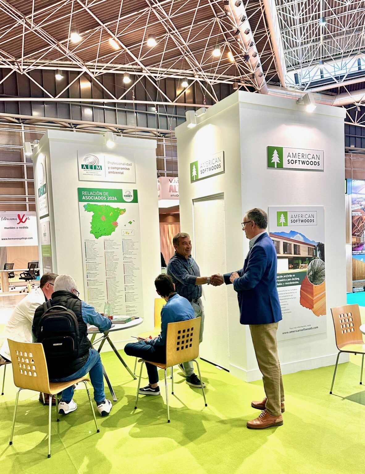 Maderalia Tradeshow Brings Southern Pine to Spain - SFPA